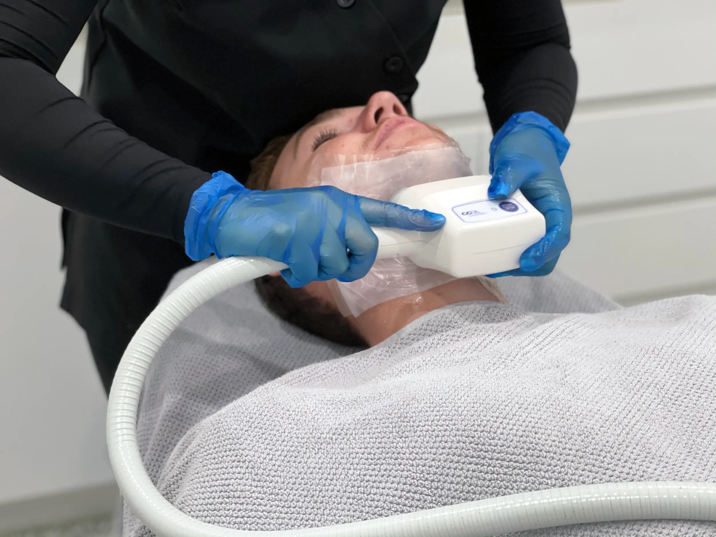 Chin Sculpting Recovery & Aftercare: What To Expect - Elite Body Contouring